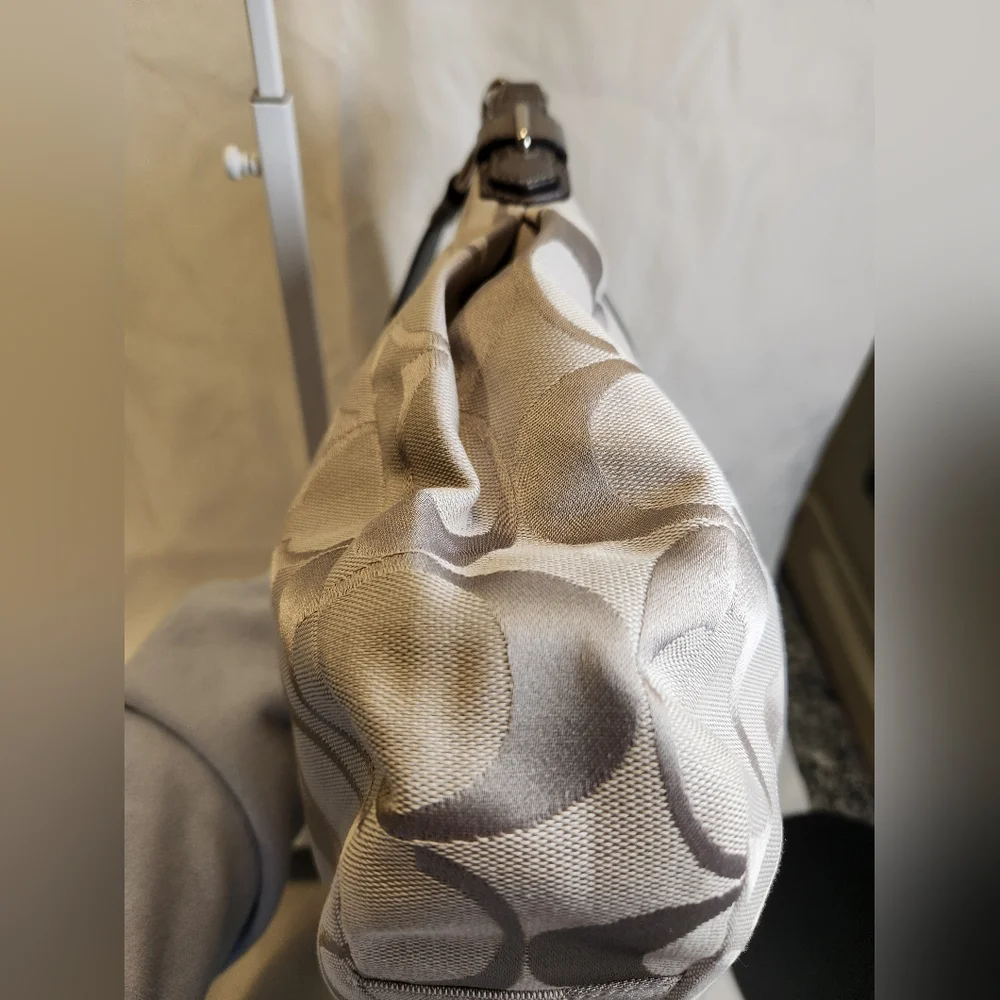 Coach | Bags | Coach Chelsea Ashlyn Hoboin Gray Signature Jacquard ...